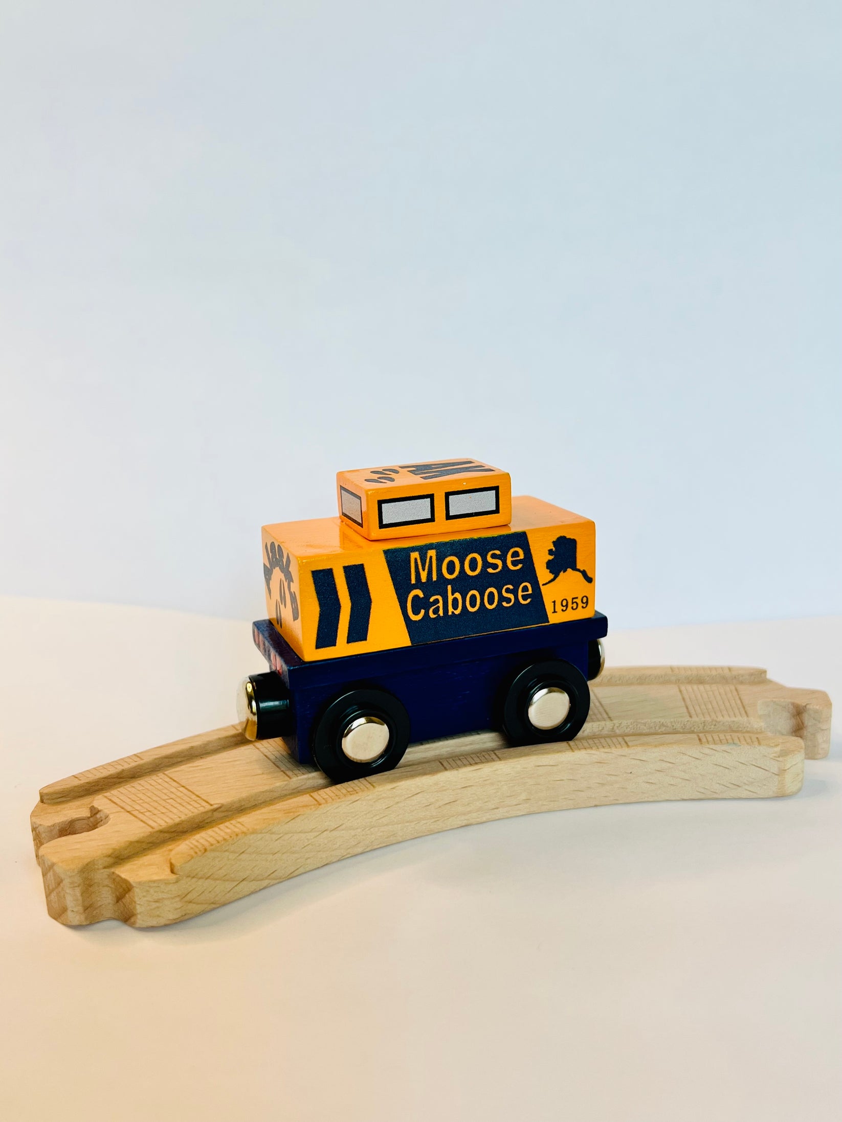 The Alaskan Moose Caboose – State Trains