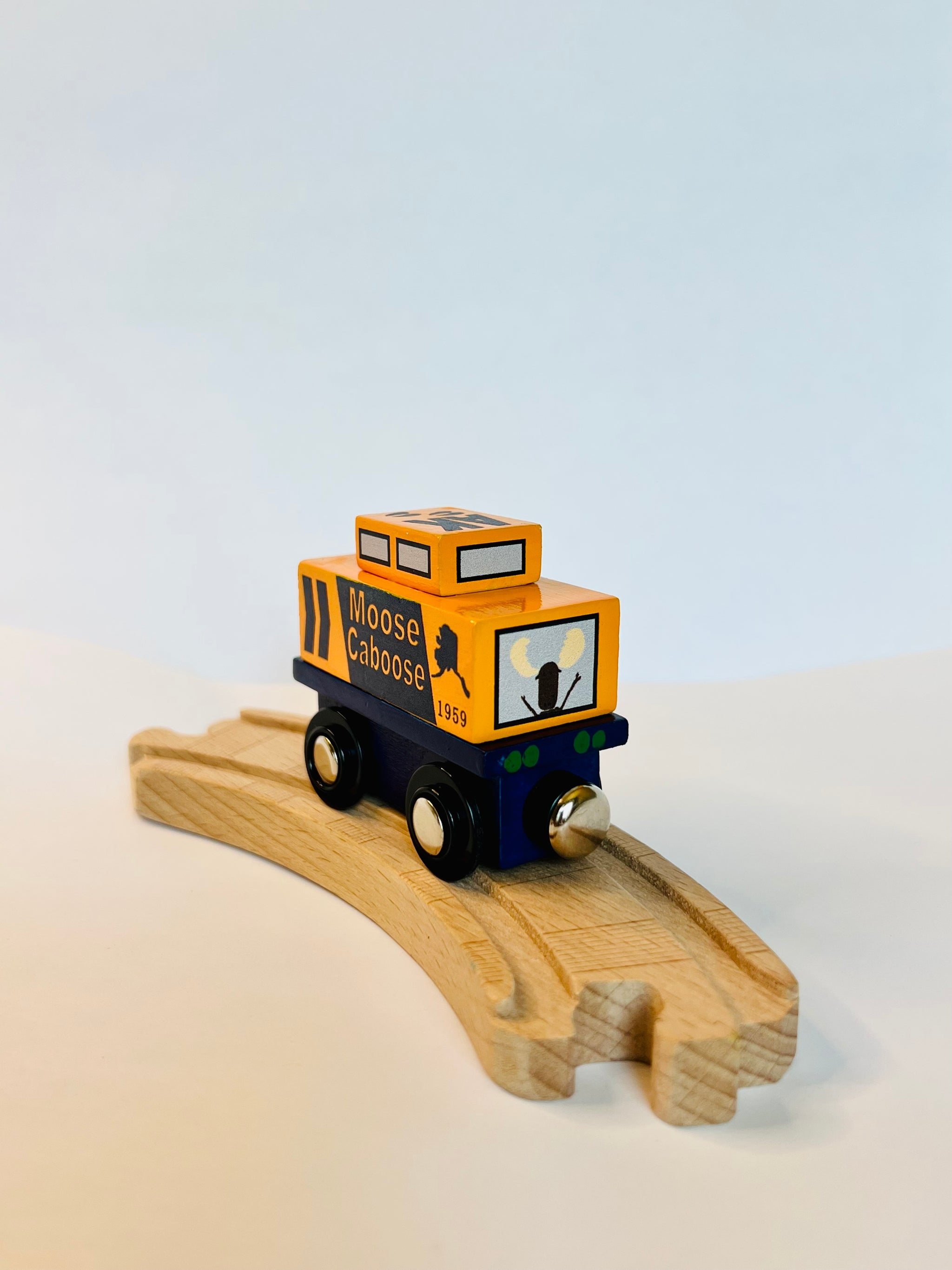 The Alaskan Moose Caboose – State Trains