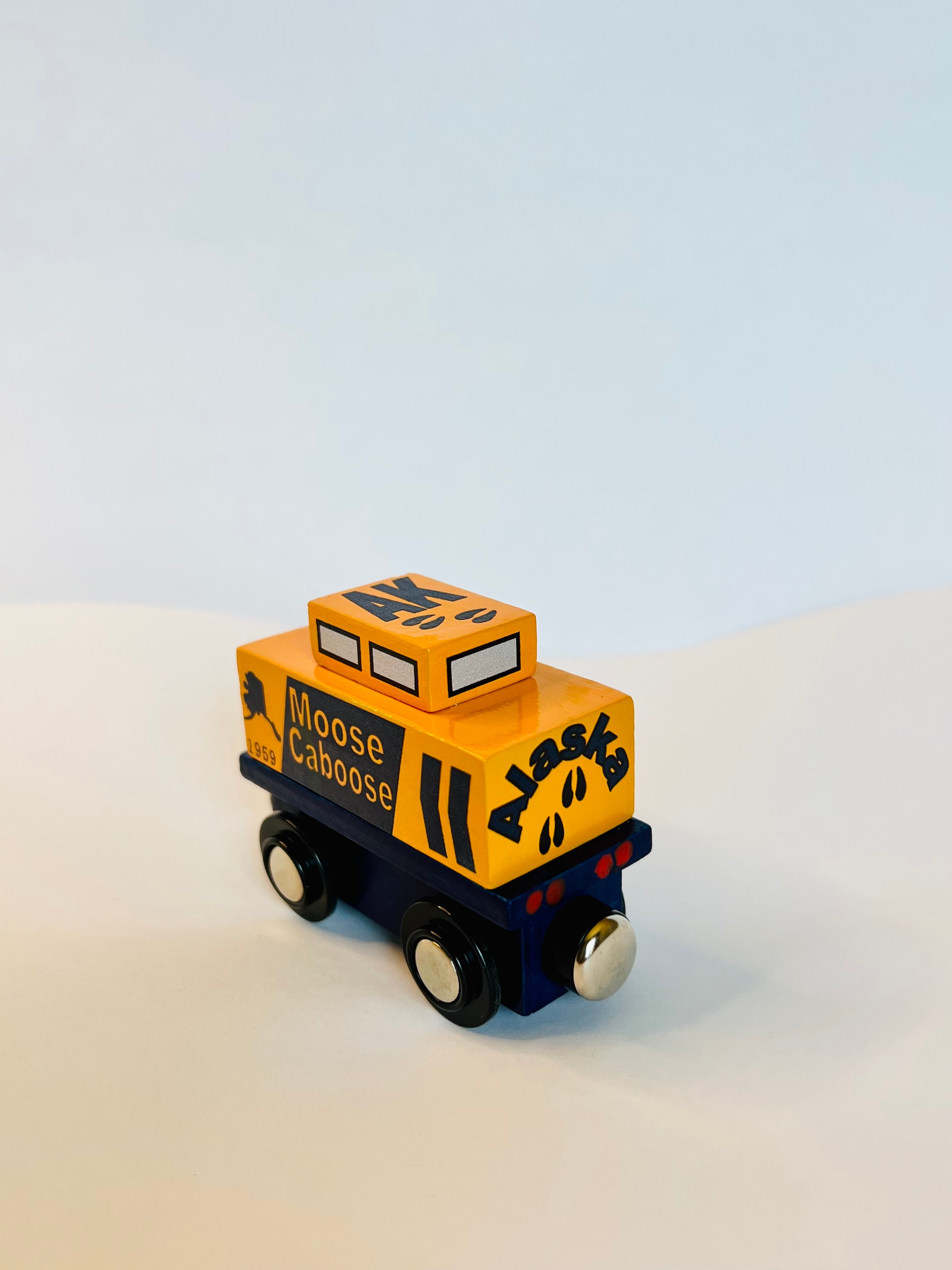 The Alaskan Moose Caboose – State Trains